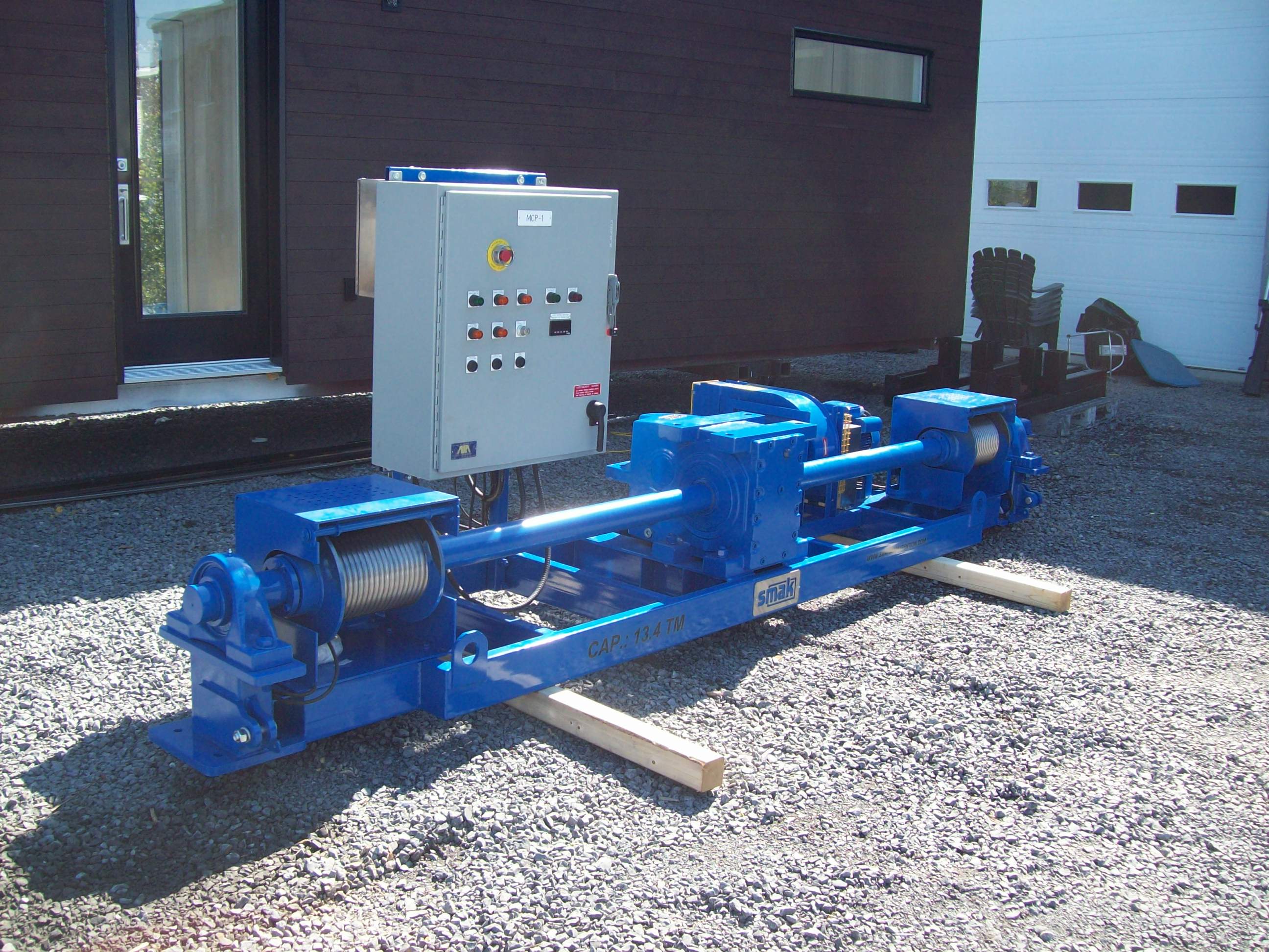 Treuil porte de barrage Capital Winch